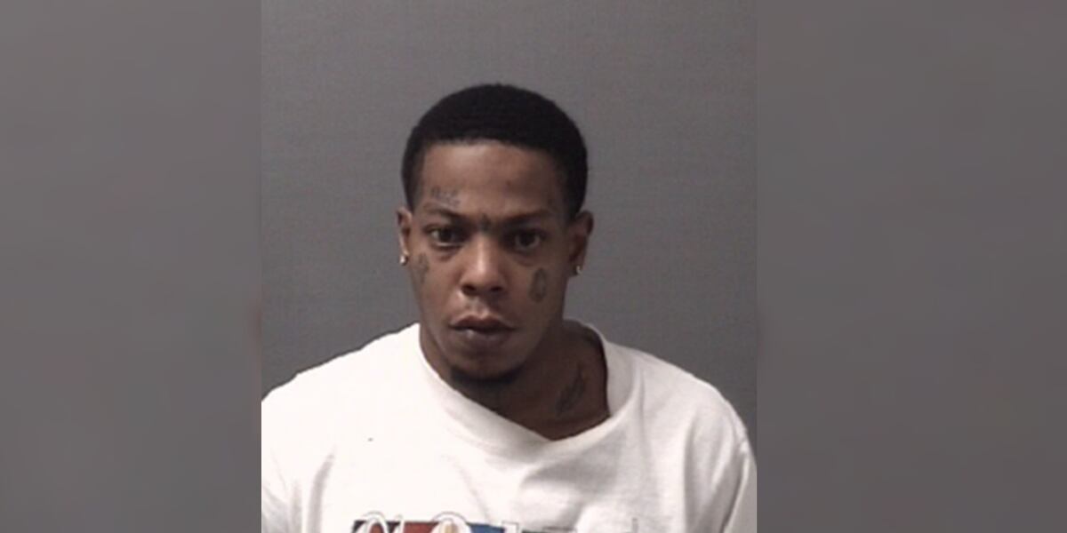 Police Man Wanted In 2 States Arrested In Mooresville After Foot Pursuit